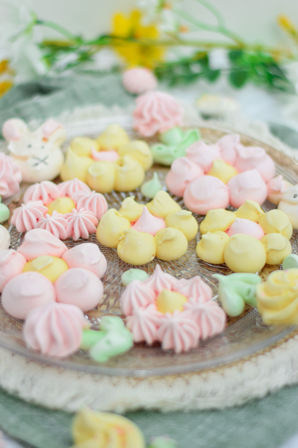 Vrolijke paas schuimpjes - Doortjes Keuken