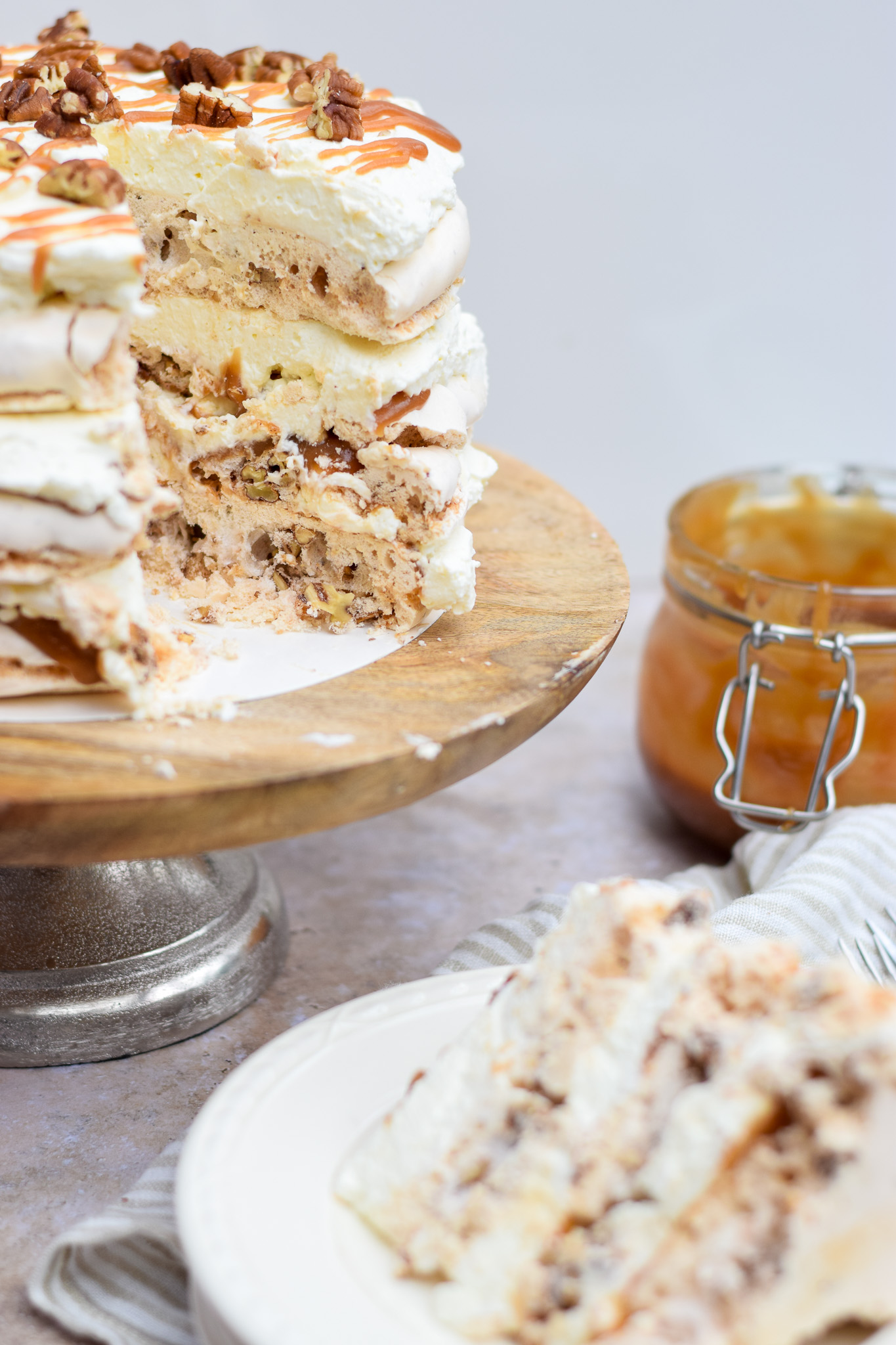 Pecan karamel schuimtaart - Doortjes Keuken